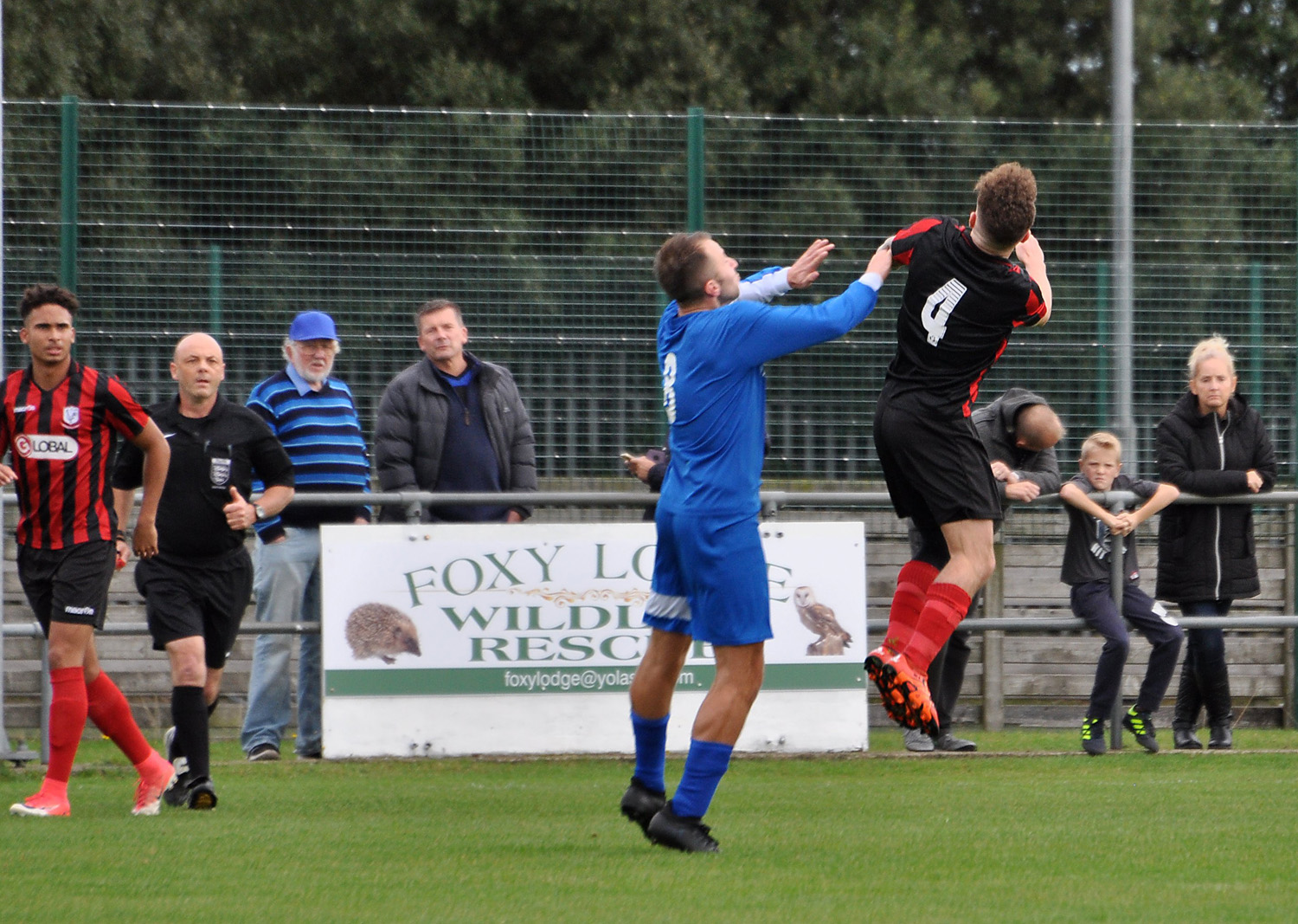 Kirkley & Pakefield FC vs CTFC October 7, 2017 - Coggeshall Town ...
